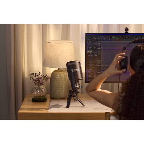 RODE NT-USB+ Professional USB Microphone for Podcasting Live Streaming ...
