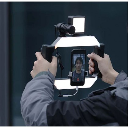 Ulanzi U-Rig Light Smartphone and Mirrorless Camera Holder with 5000mAh ...